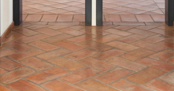 Cotto handmade floor tiles In parallel At affordable prices